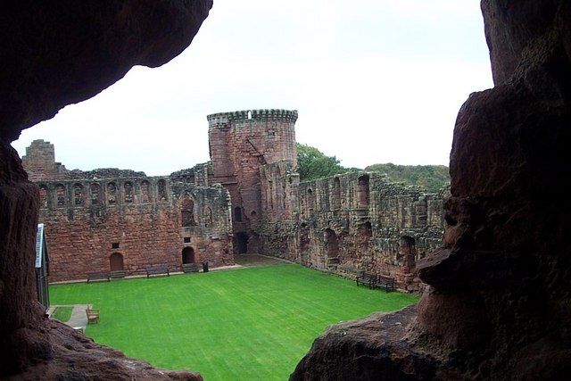 Bothwell Castle | Every Castle