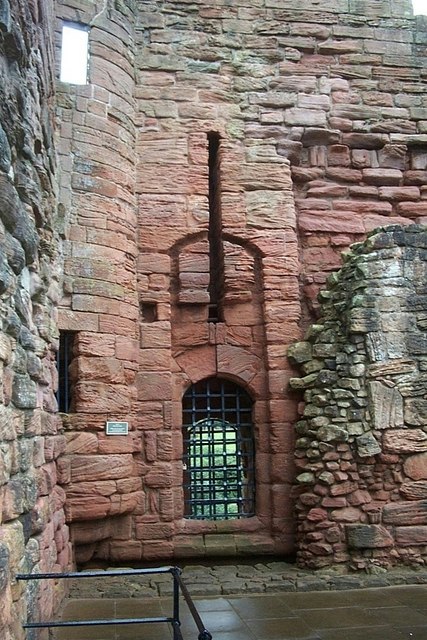 Bothwell Castle | Every Castle